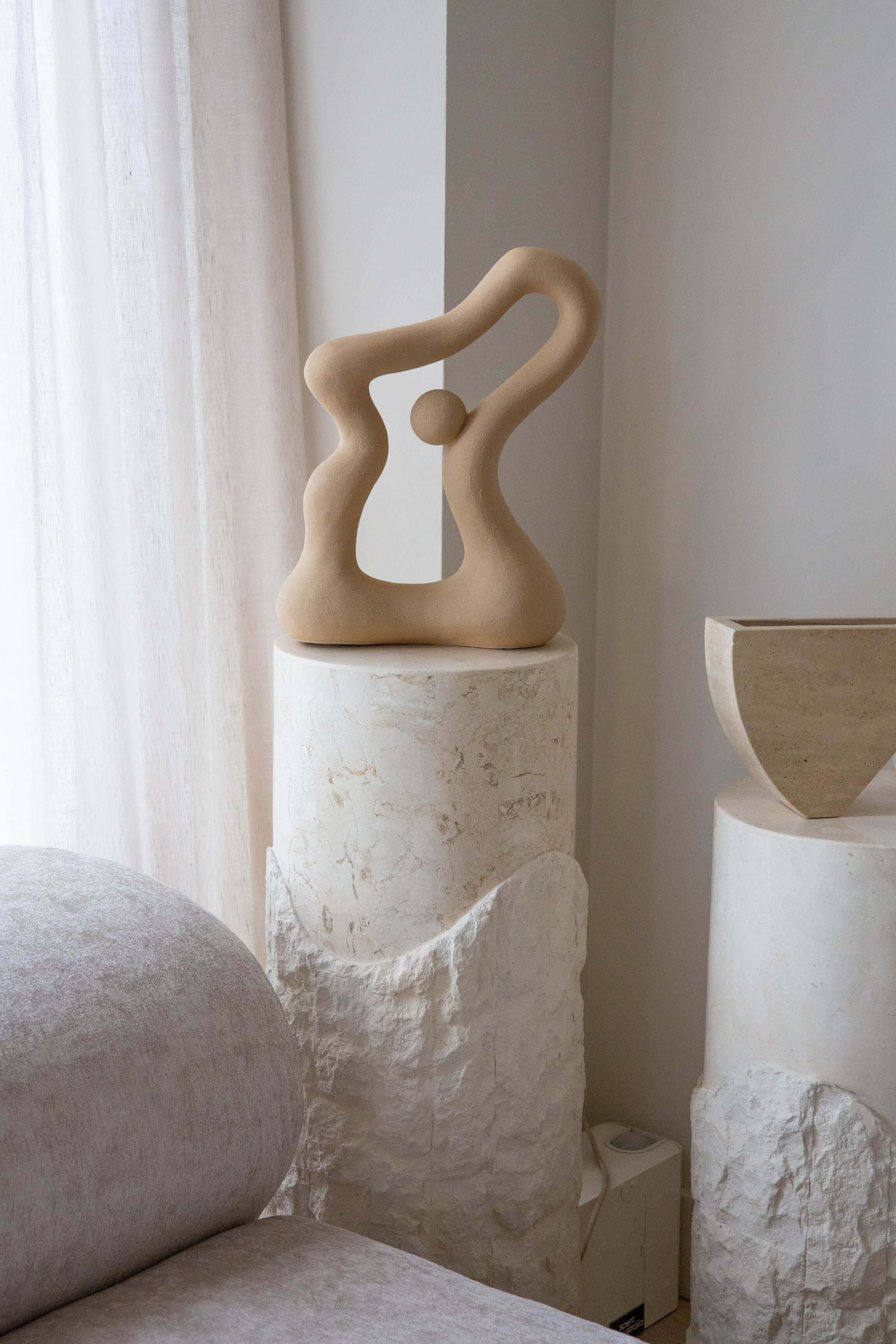 Objects & Sculptures for Home Decor | En Gold