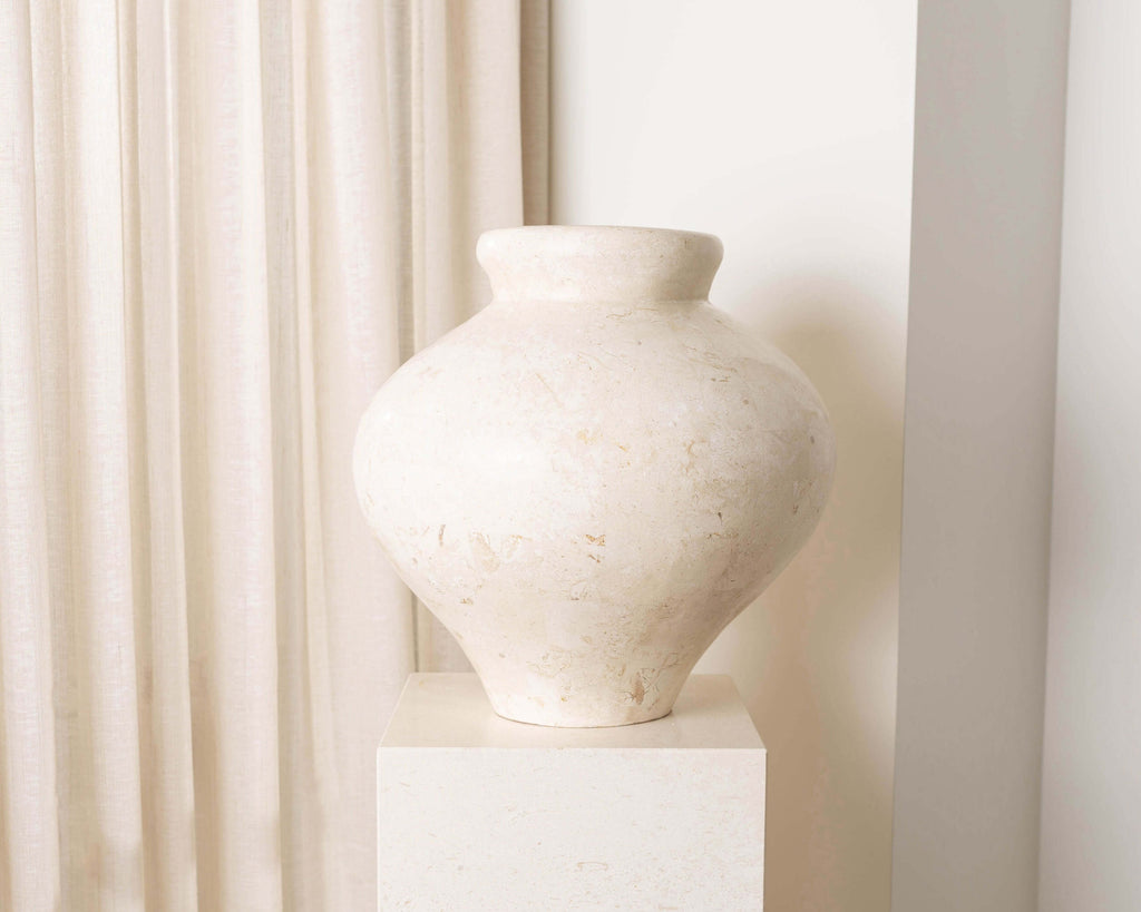 Laguna Vase | Natural White Stone Large - En Gold